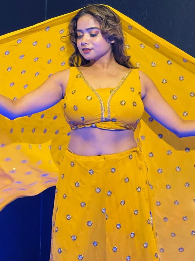 Manisha Rani Hot Photos Income Net Worth Mahi Vlogs Manisha Rani Hot Photos Income Net Worth Mahi Vlogs